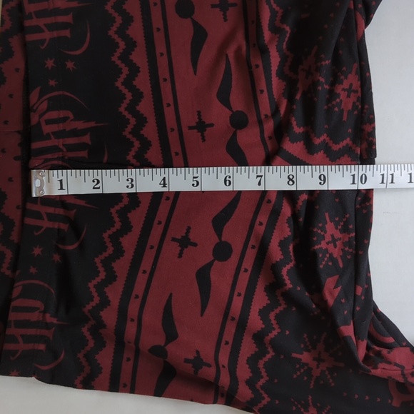Hot Topic | Pants & Jumpsuits | Nwt Harry Potter Fair Isle Legging M ...